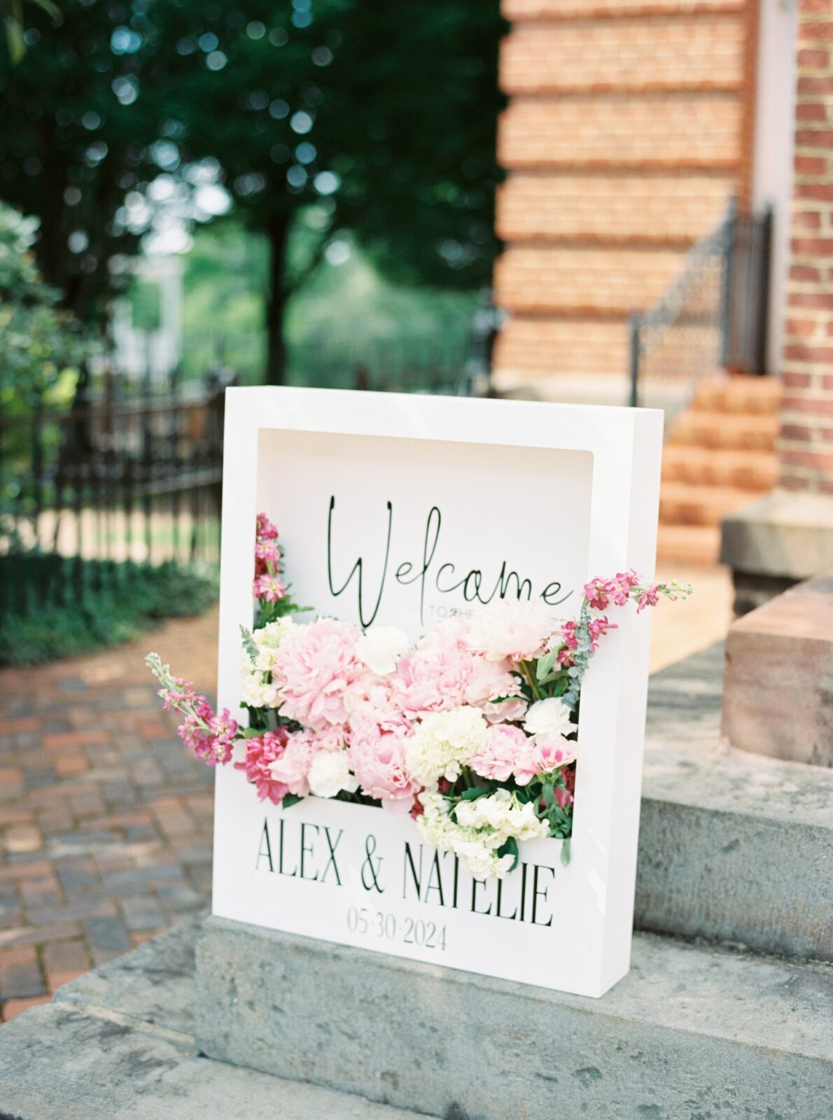Intimate Courthouse Wedding | Charlottesville Wedding Photograper