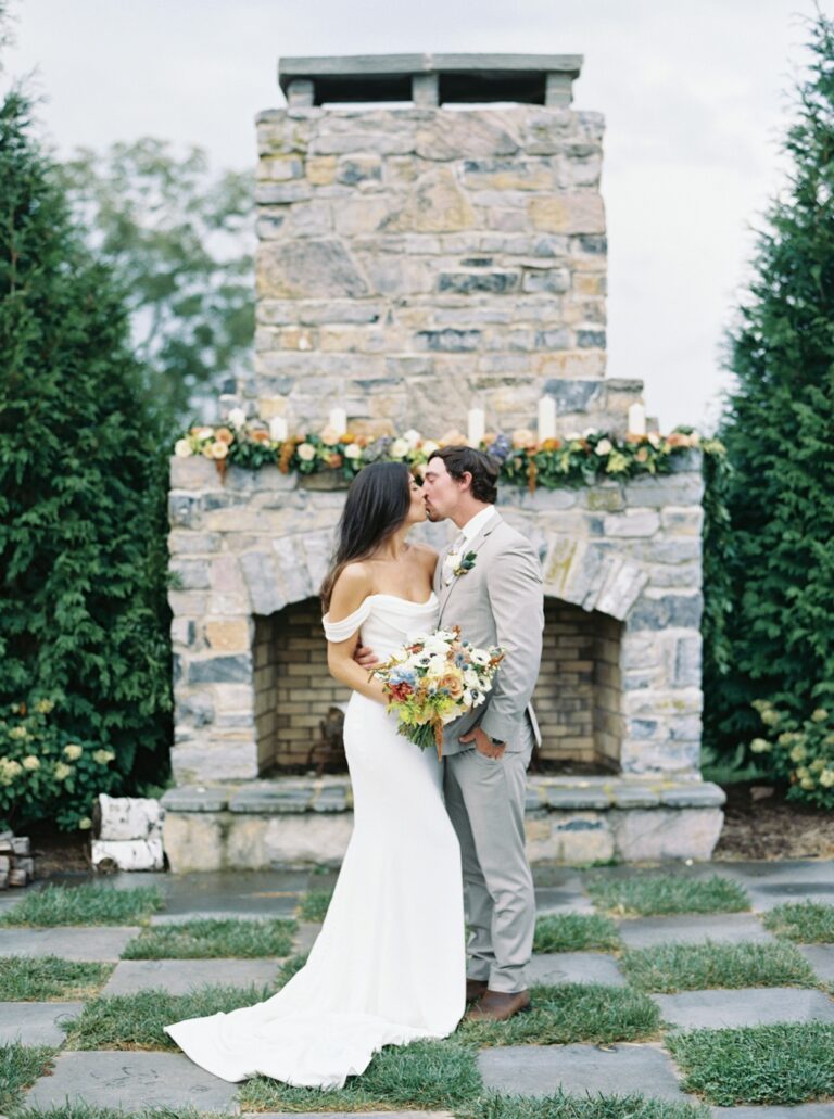 Wedding at Red August Farm | Charlottesville Wedding Photographer